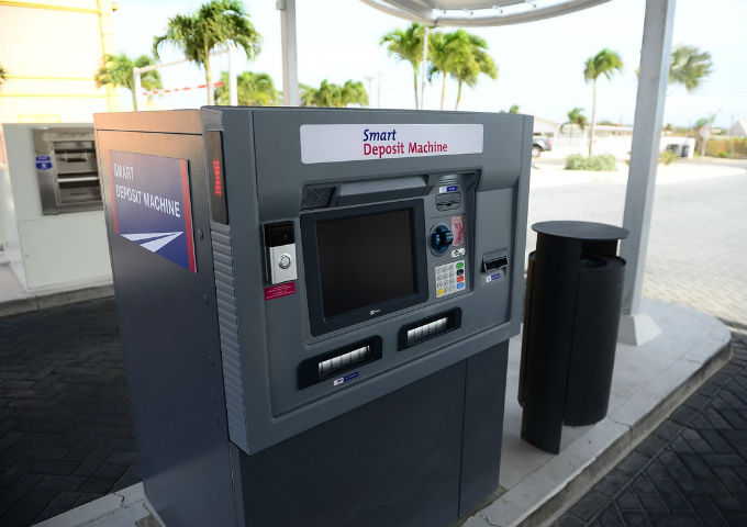 Aruba Bank introduces the first Outdoor Smart Deposit Machine on the island
